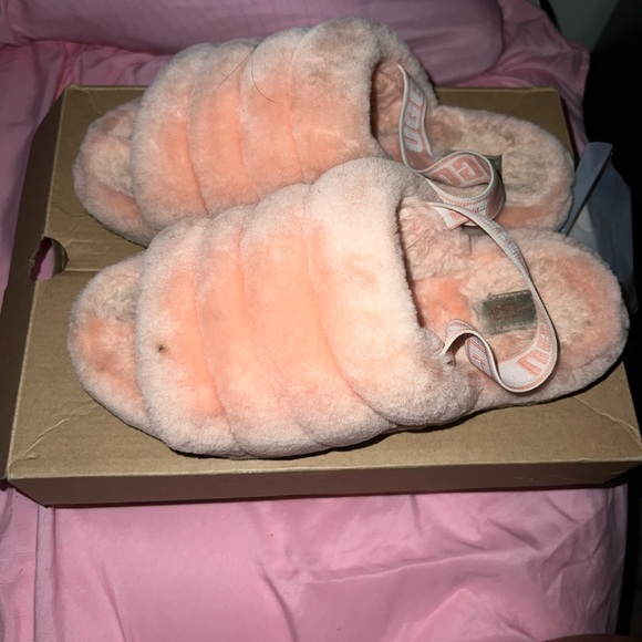 UGG | Shoes | Ugg Puff Slides | Poshmark
